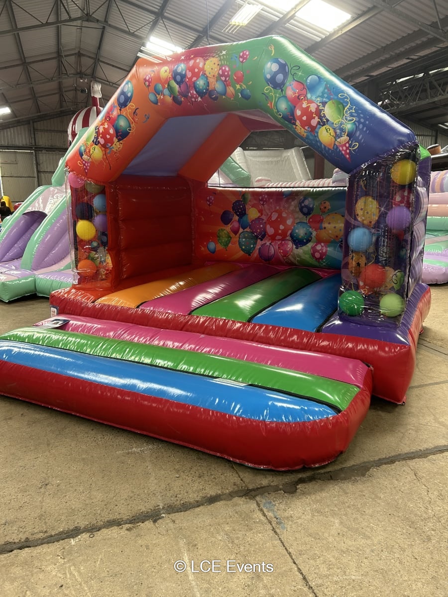 Bouncy Castle hire Solihull, Warwick, Bromsgrove, Wythall, Redditch
